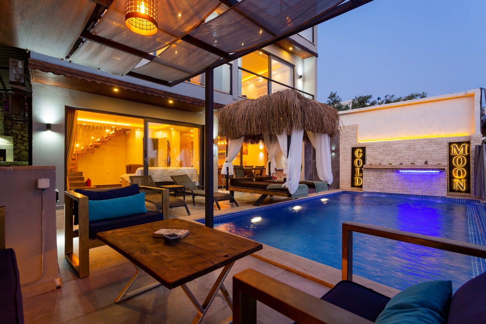 Villa Gold Moon Kördere | VillaBi